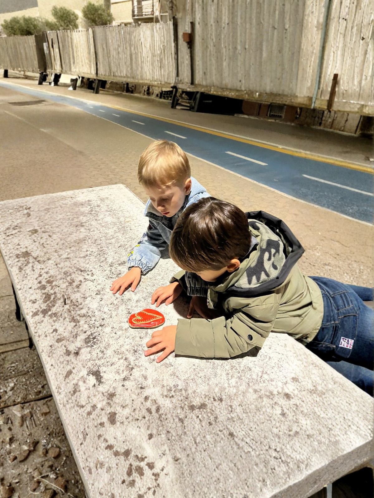 SASSI, SORRISI E LETTURE: LA SCUOLA DELL’INFANZIA MOLINI CELEBRA LA ...